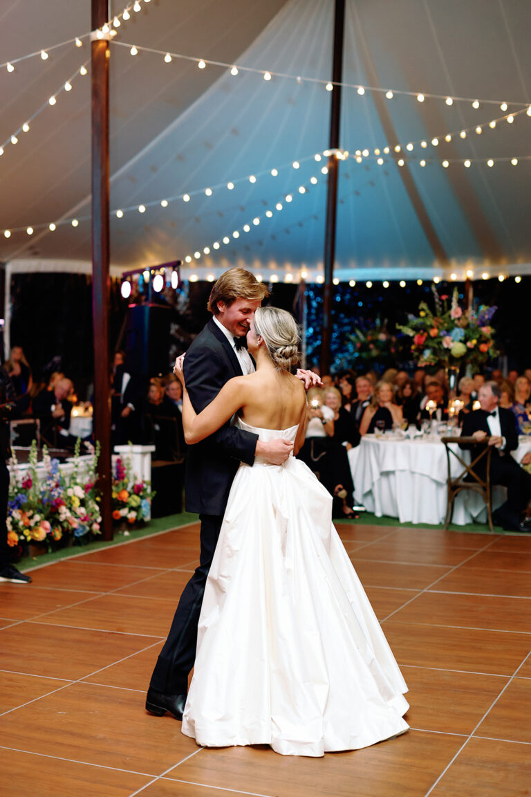 Hally & Timmy's Timeless Wedding at Grandfather Golf and Country Club ...