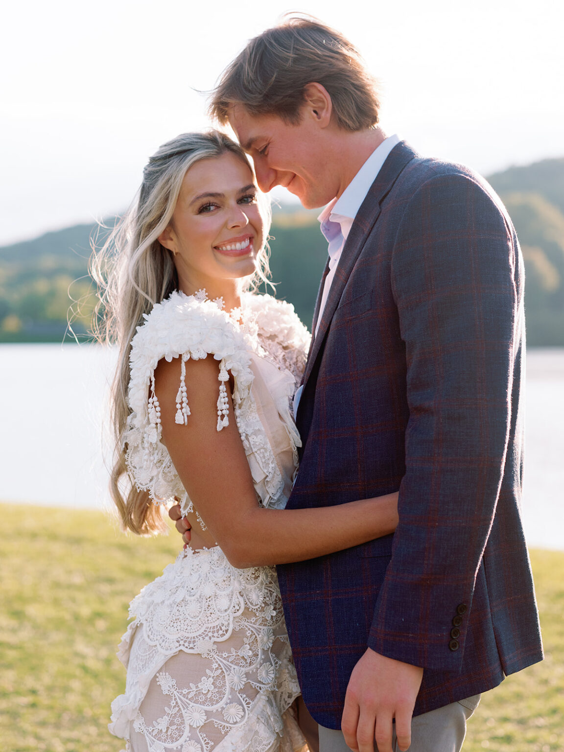 Hally & Timmy's Timeless Wedding at Grandfather Golf and Country Club ...